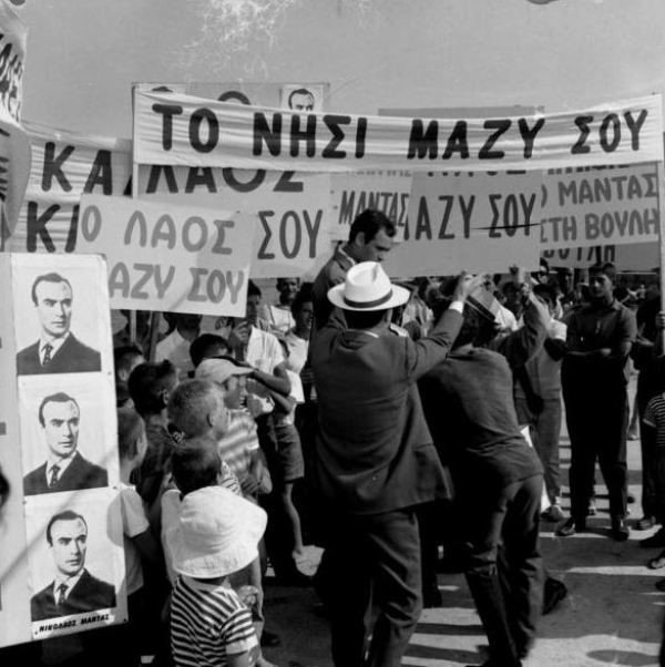 Βάλτερ Πούχνερ: Παραδοσιακή κοινωνική δικτύωση και πελατειακό πολιτικό ...