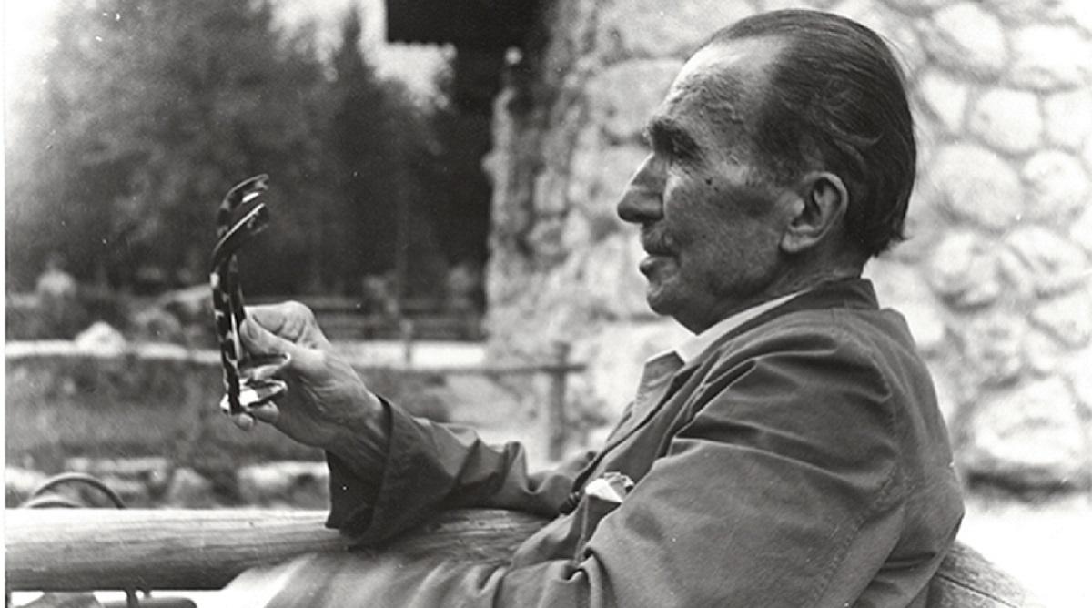 Βάλτερ Πούχνερ: Σκηνικές αντιλήψεις στα θεατρικά έργα του Νίκου ...